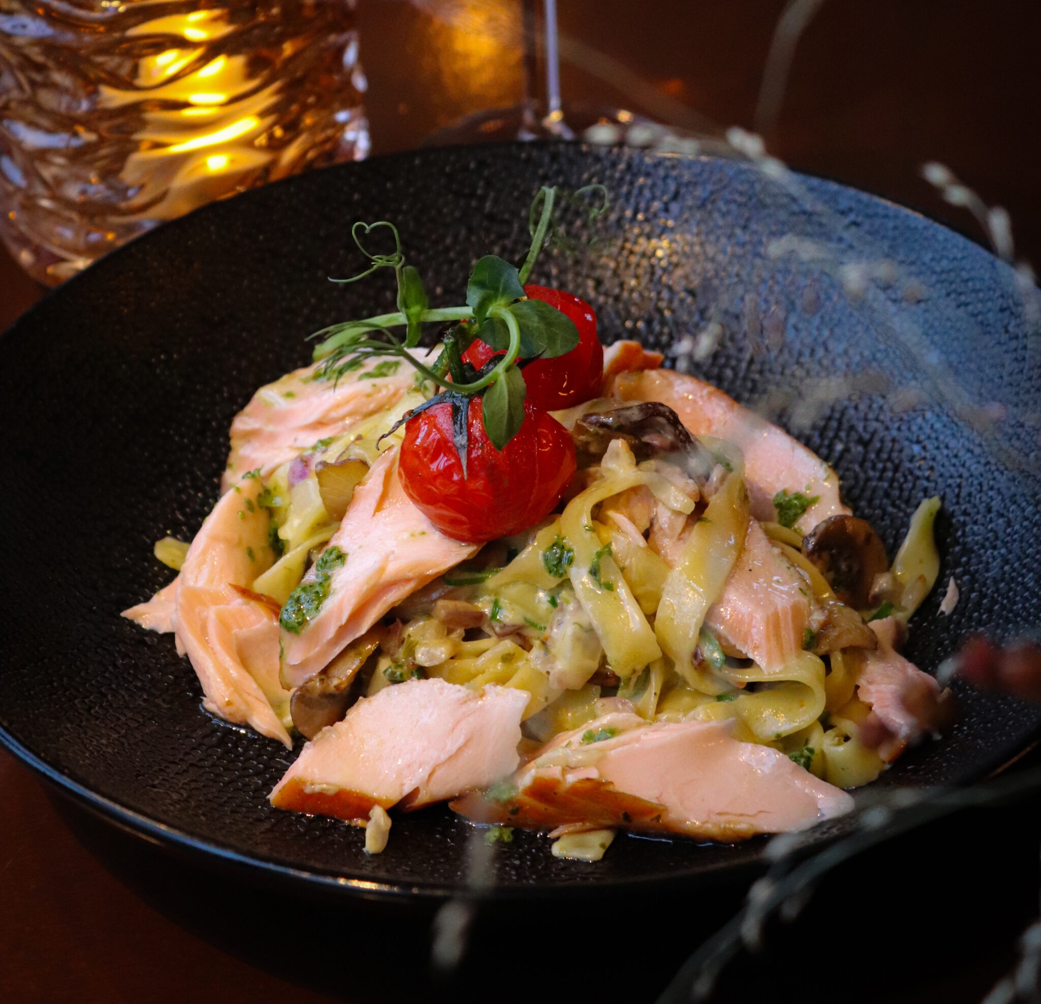 Bij onze viswinkel in Katwijk geniet u van de beste kwaliteit vis.